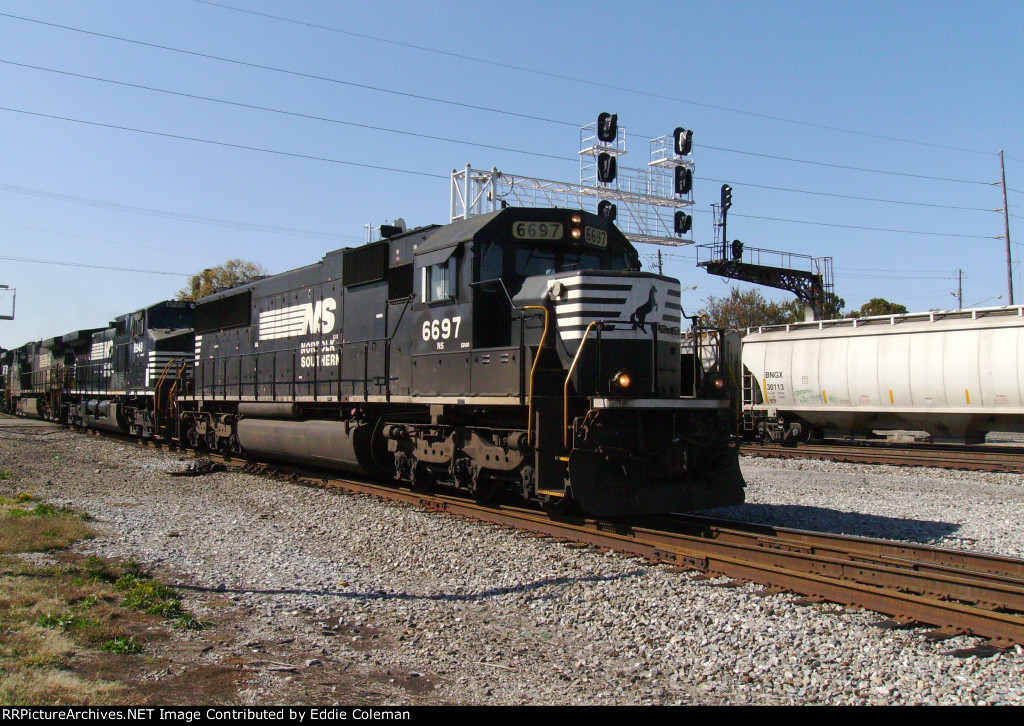 NS 52X (eb grain train)